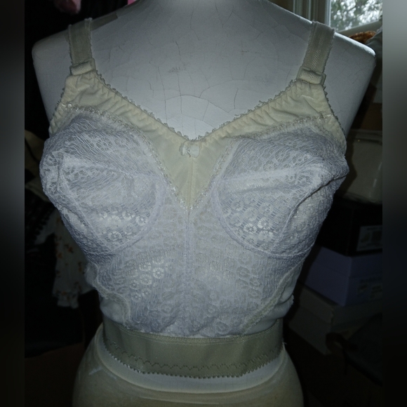 Vintage | Intimates & Sleepwear | Vintage Bullet Style Corset Bra 34 B ...
